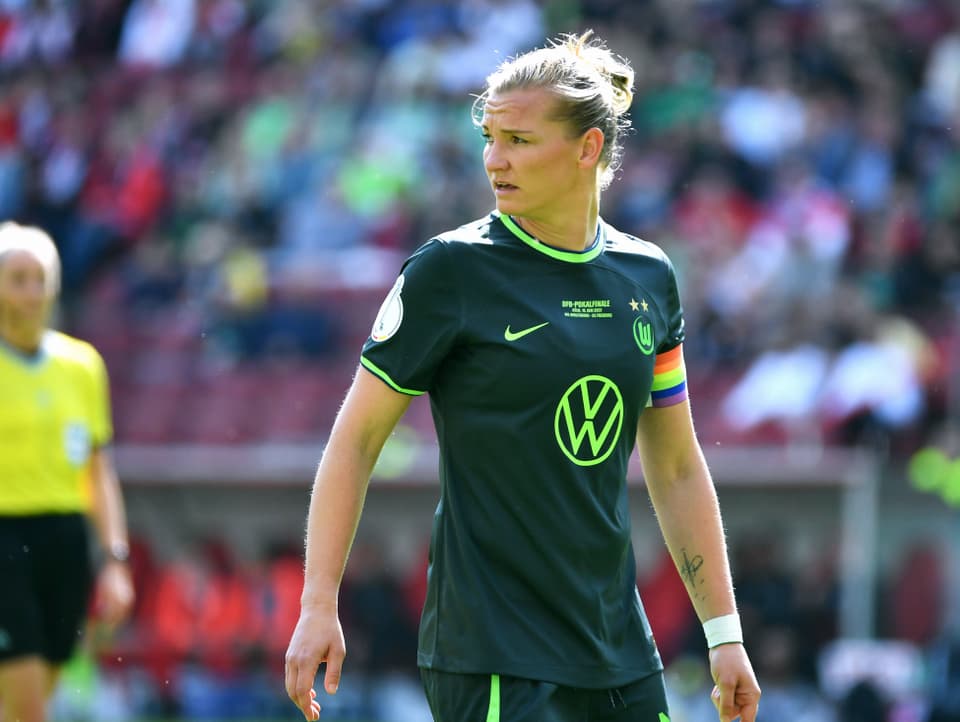 CL-Final gegen Barcelona - Alexandra Popp: Titel Nummer 3 oder ...