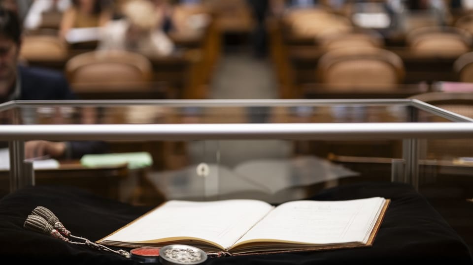 Festakt im Bundeshaus - «Ein Wurf, ein Wagnis!»: Die Schweiz würdigt ...