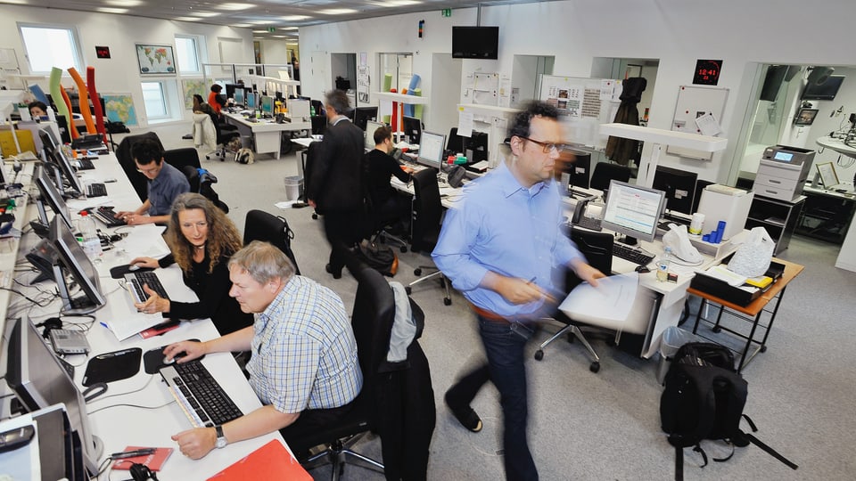 Studio Bern - Wie die Radioredaktionen für Hintergrund und Analyse ...