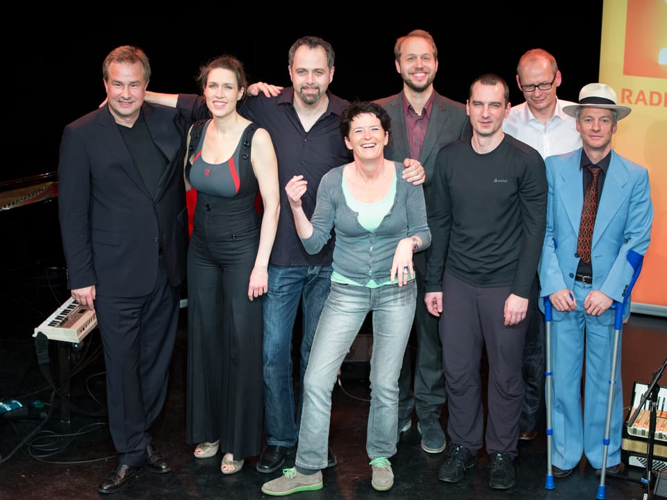 Bühne - «Ohrfeigen», die (fast) keinem weh tun - Kultur - SRF