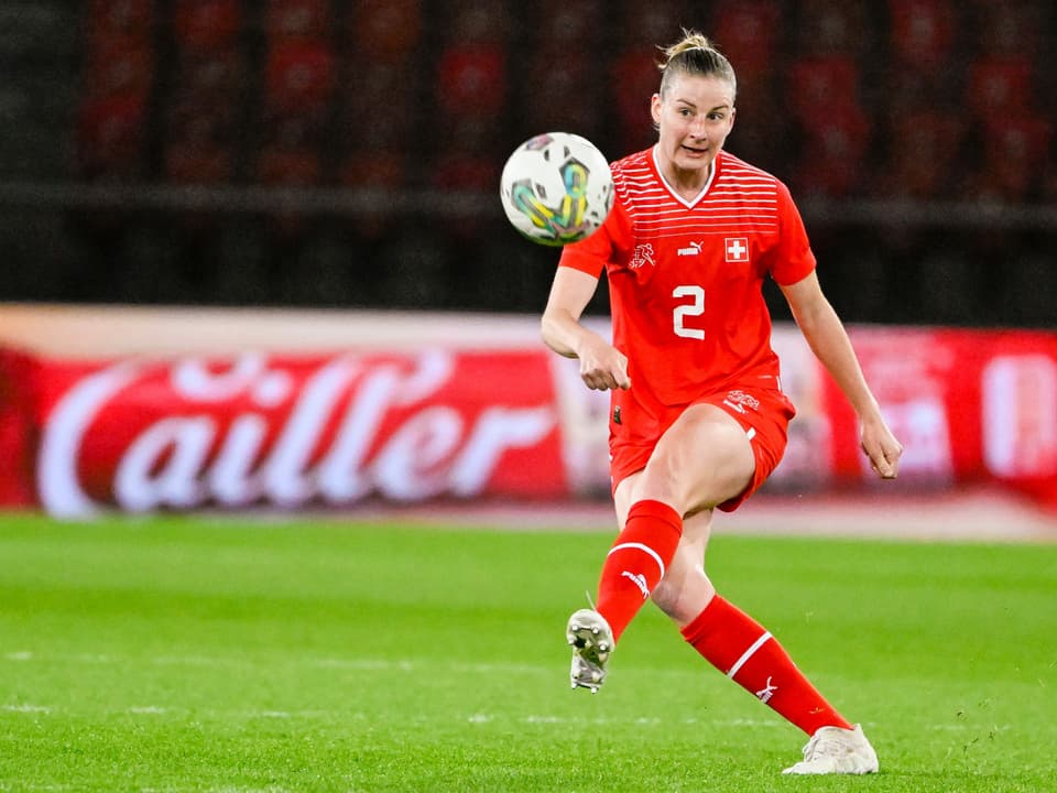 Die 23 Spielerinnen im Bild - Das ist das Schweizer Aufgebot bei der ...