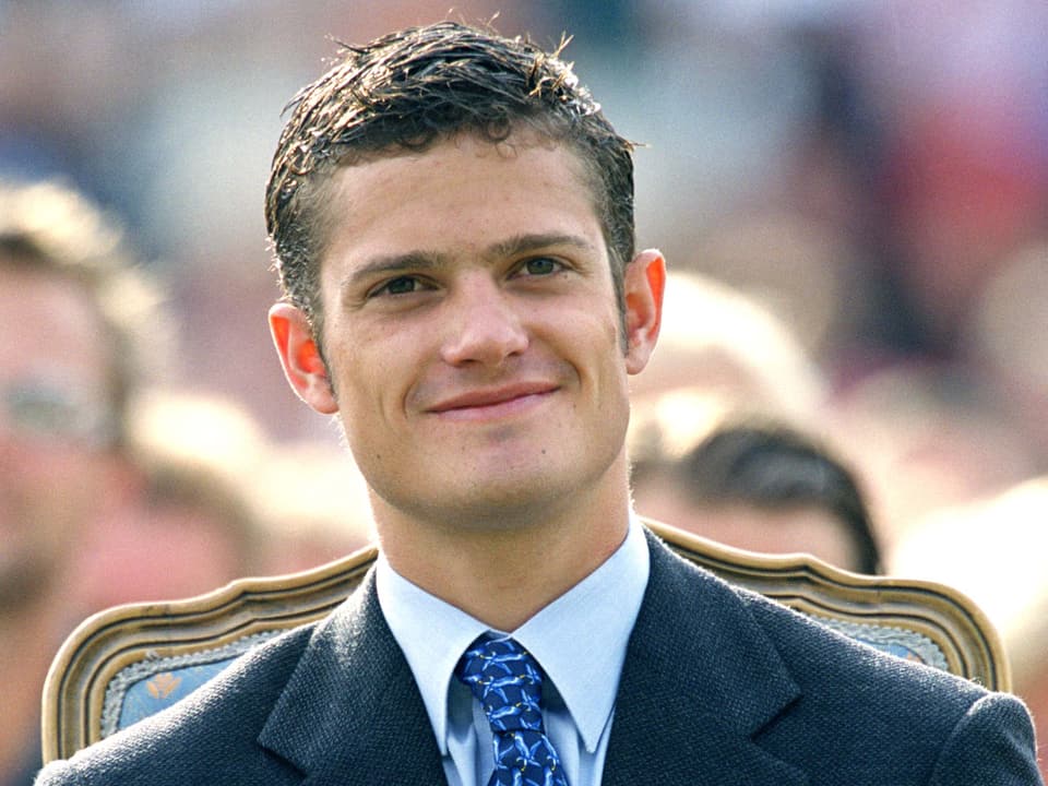 Royal - Prinz Carl Philip: Sein letzter Geburtstag als Junggeselle ...