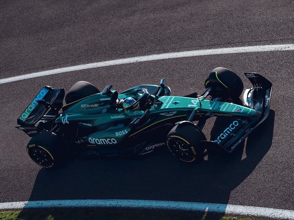 Pünktlich zur Saison 2024 - Das sind die neuen Boliden in der Formel 1 - Sport - SRF