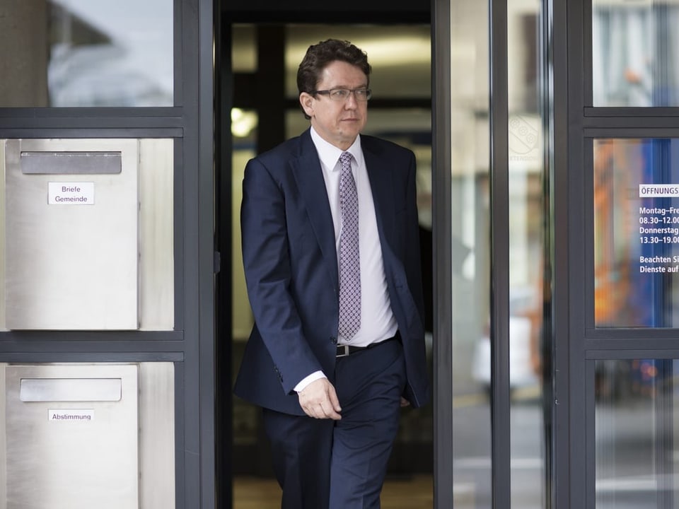 SVP-Nachfolge von Ueli Maurer - Albert Rösti: SVP-Grösse und gut ...