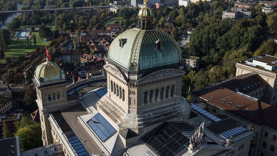Schweiz - Oberste Personalchefin: «Der Bund bleibt attraktiv» - News - SRF