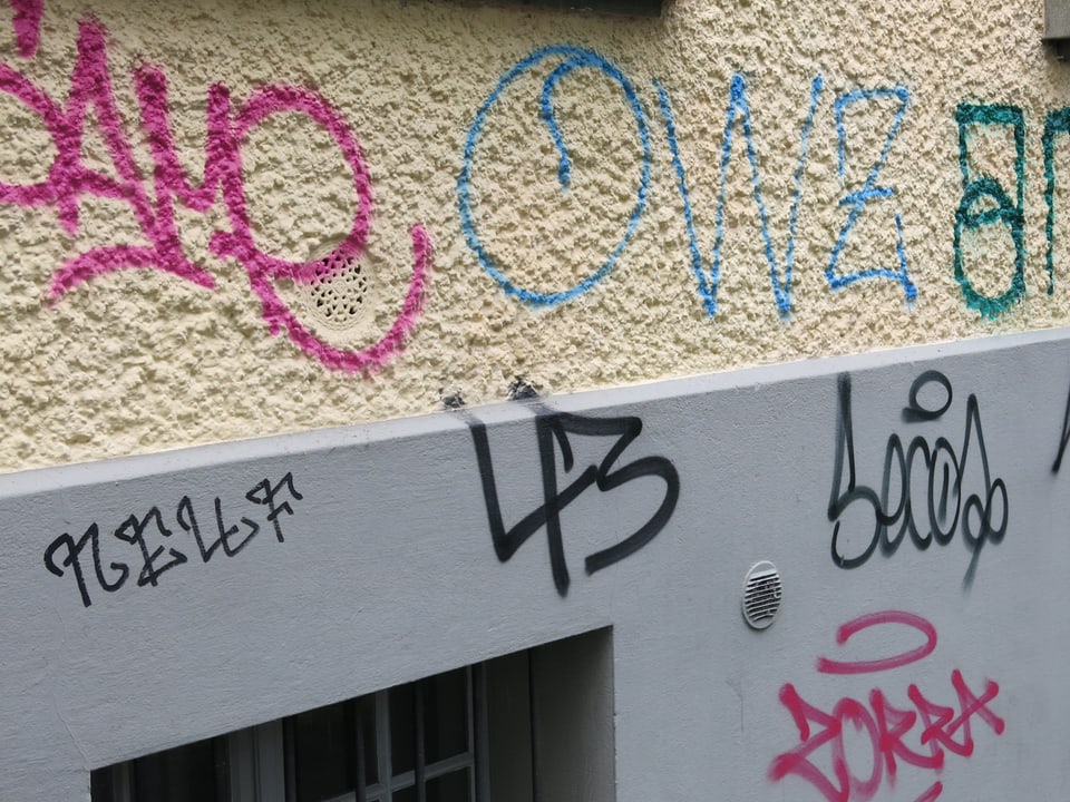 Bern Freiburg Wallis - Berner leiden unter Graffitis - Zürich handelt ...