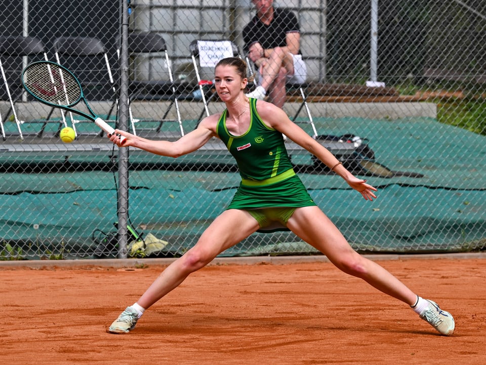 Match mit insgesamt 7 Breaks - Waltert in Rumänien in 2 Sätzen out ...