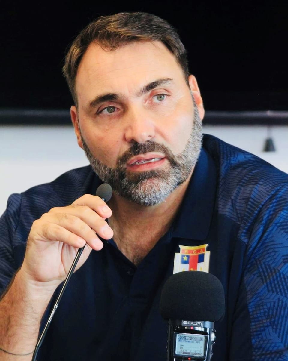Nationalcoach in Zentralafrika - Raoul Savoy: «Bin der Prophet, der im ...
