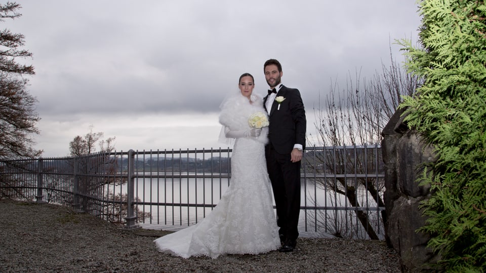Schweiz - Hochzeit und Vater: Sandro Cavegn zeigt sein Liebesglück ...