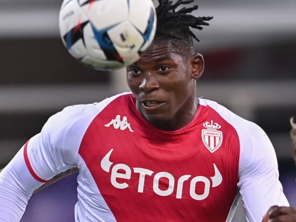 Internationaler Fussball - Embolo mit Doppelpack – PSG patzt – Barça ...