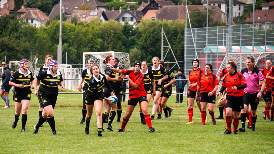 Frauen entdecken Rugby - «Im Rugby gibt es für jede Postur eine ...