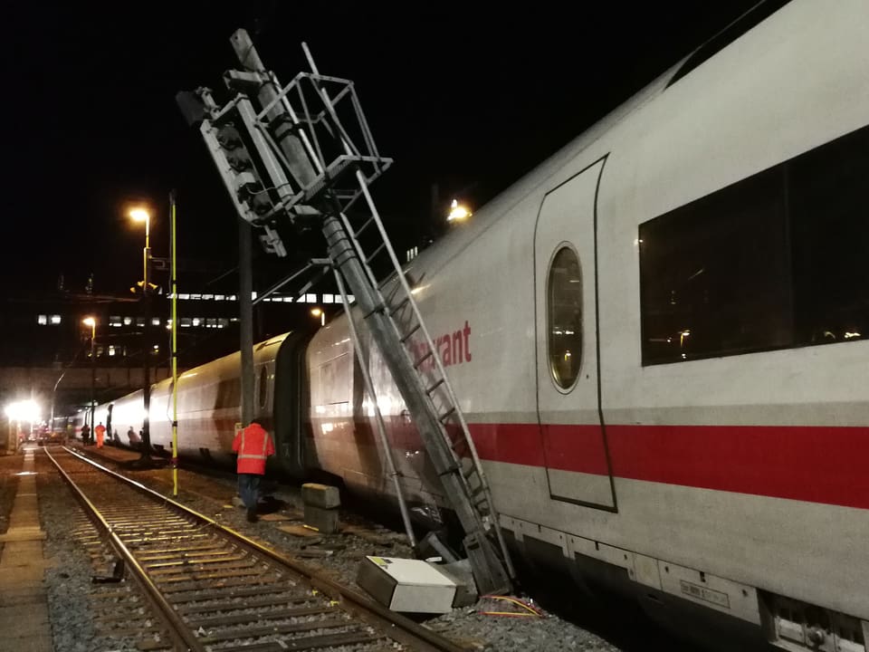 ICE in Basel entgleist - Ursache des Unglücks ist unklar - News - SRF