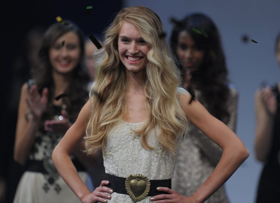 Schweiz - Model-Chefin Knecht: «Manuela Frey ist die neue Julia Saner ...