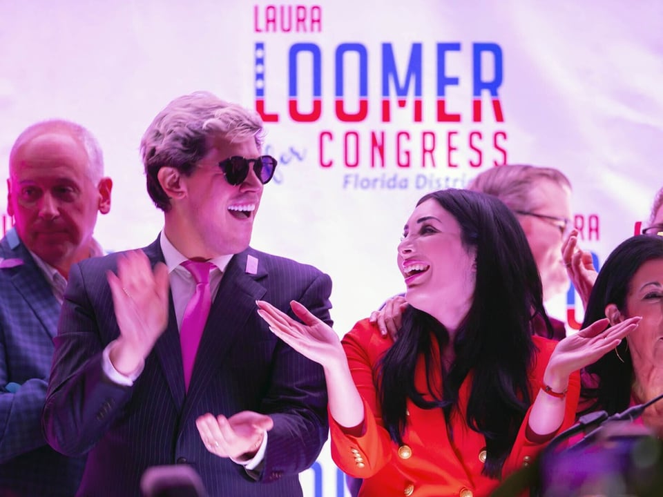 Laura Loomer: Das ist Trumps rechte Einflüsterin - News - SRF