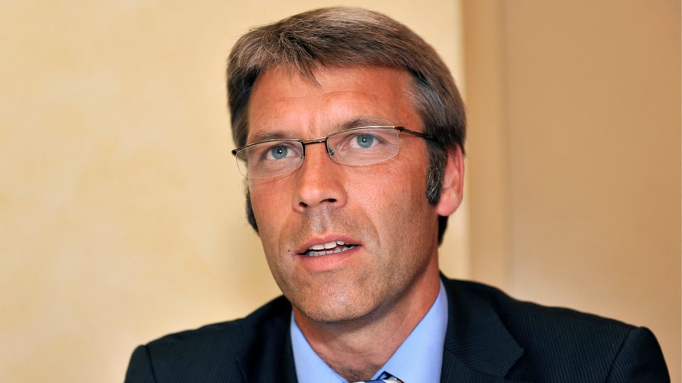 Fussball - SFV verliert Peter Knäbel - Sport - SRF