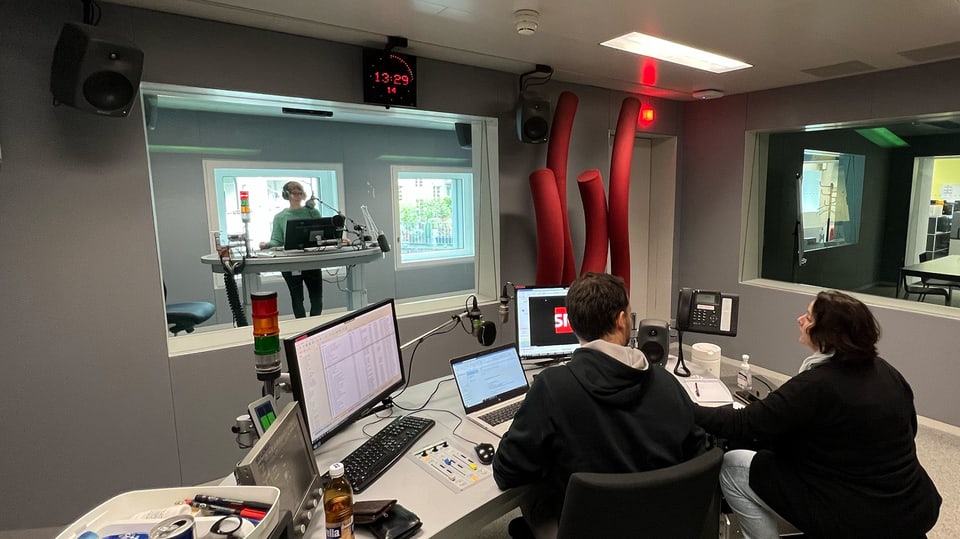 Hallo SRF! - Offene Türen fürs Publikum – im Studio Bern - Hallo SRF! - SRF