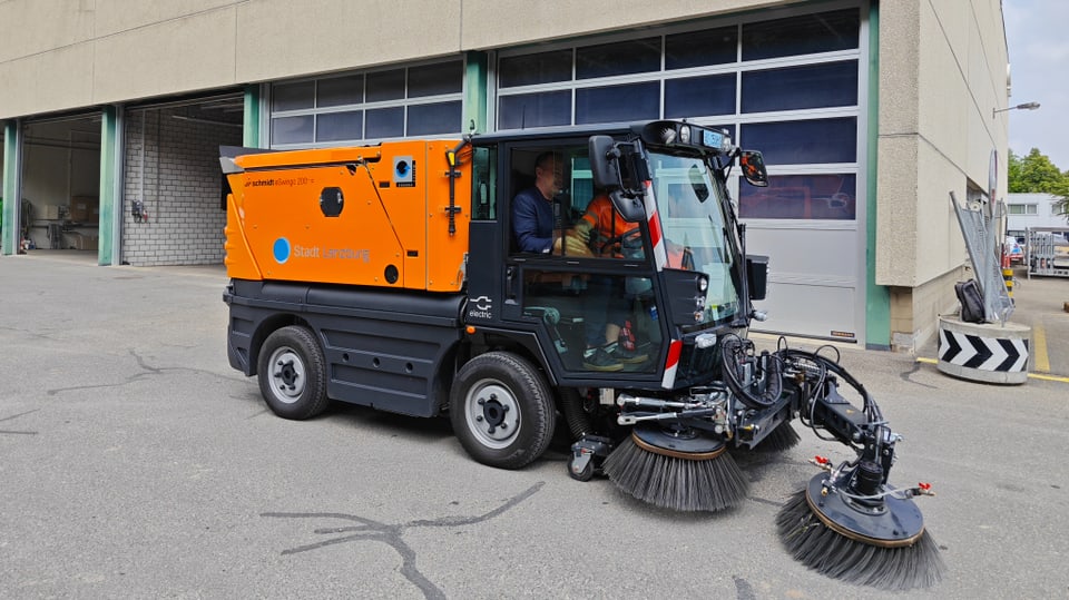 Weniger Lärm - Mit Strom gegen den Dreck: E-Fahrzeuge erobern die ...