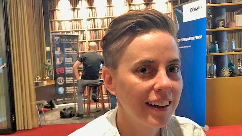 Schutz vor Cyber-Kriminalität - Müssen Versicherungen bald für Hacker ...