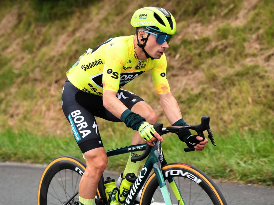 Einstieg bei Bora-hansgrohe - Neuer Name, neue Trikots: Boras Red-Bull ...