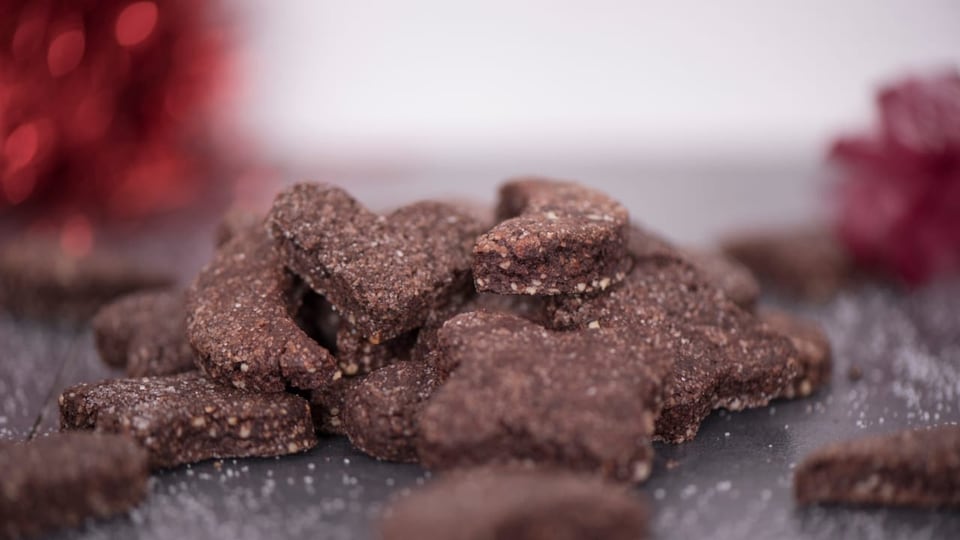 Weihnachtsguetzli - Woher haben die Guetzli ihre Namen? - Radio SRF 1 - SRF