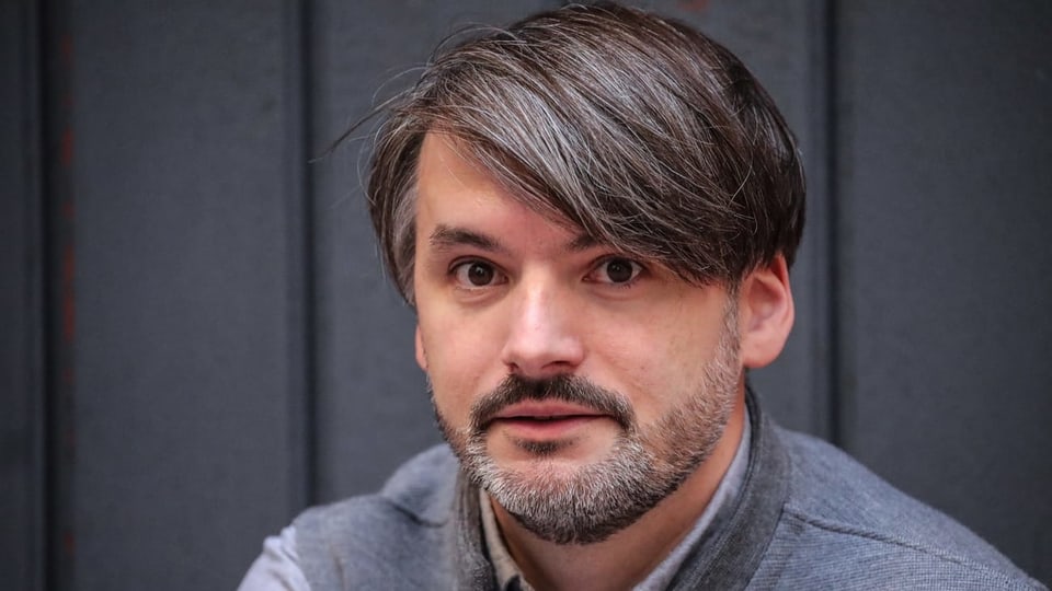 Für den Roman «Herkunft» - Saša Stanišić gewinnt Deutschen Buchpreis ...