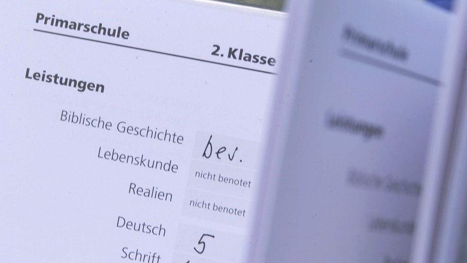 Ostschweiz - Schulnoten 1 und 2 bleiben - News - SRF