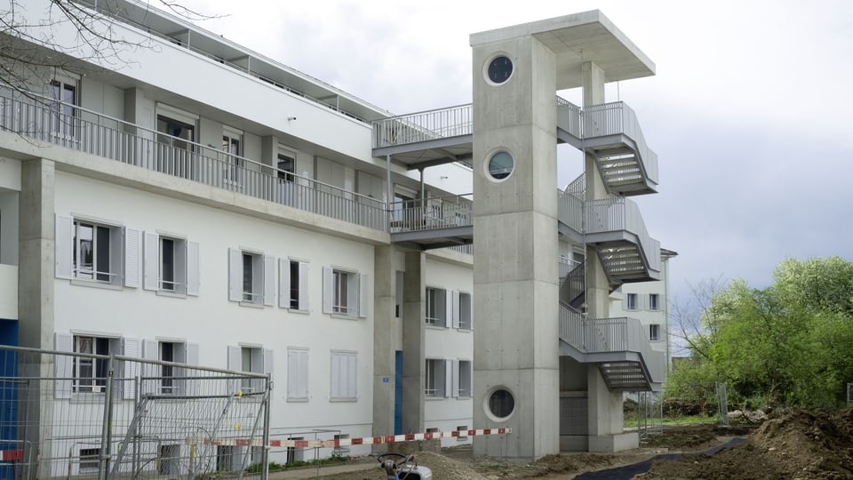 Rezept gegen Wohnungsnot: Basel baut in die Höhe - News - SRF