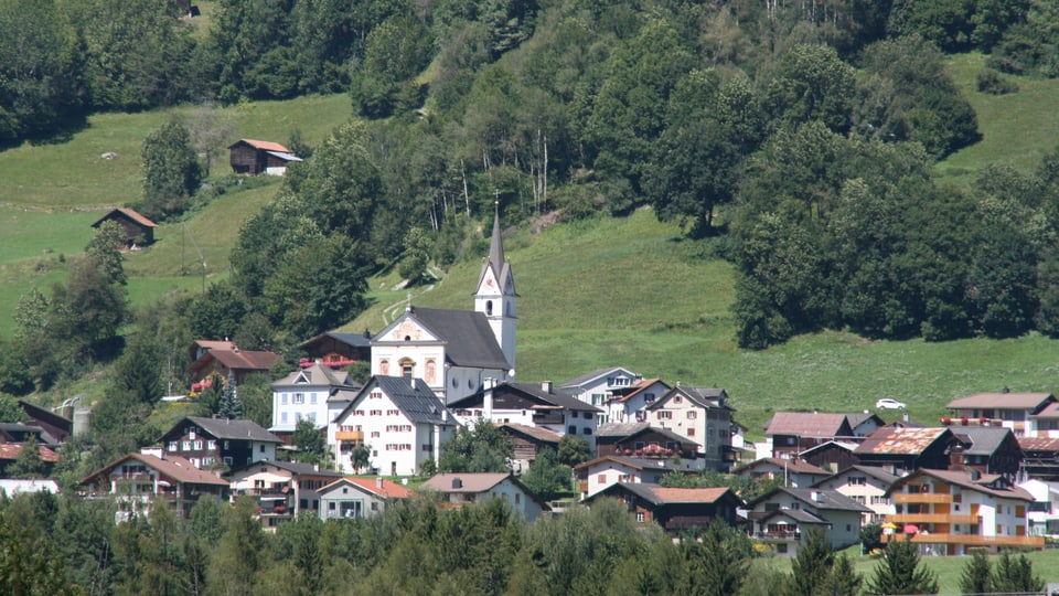 Surselva - Schluein engrondescha sia zona d’industria - Novitads - RTR