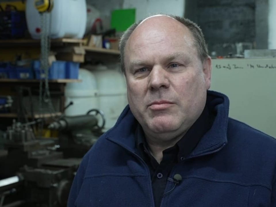 Räumung Munitionslager Mitholz - Mitholz: VBS stoppt Hauskäufe wegen ...