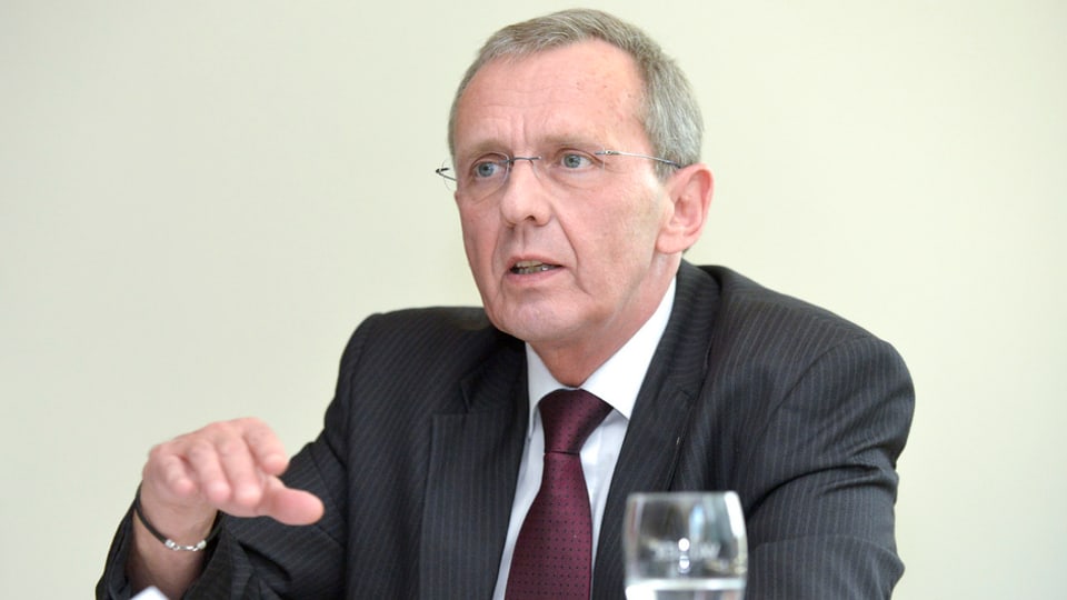 Bern Freiburg Wallis - Sozialhilfe: Perrenoud darf über Malus ...