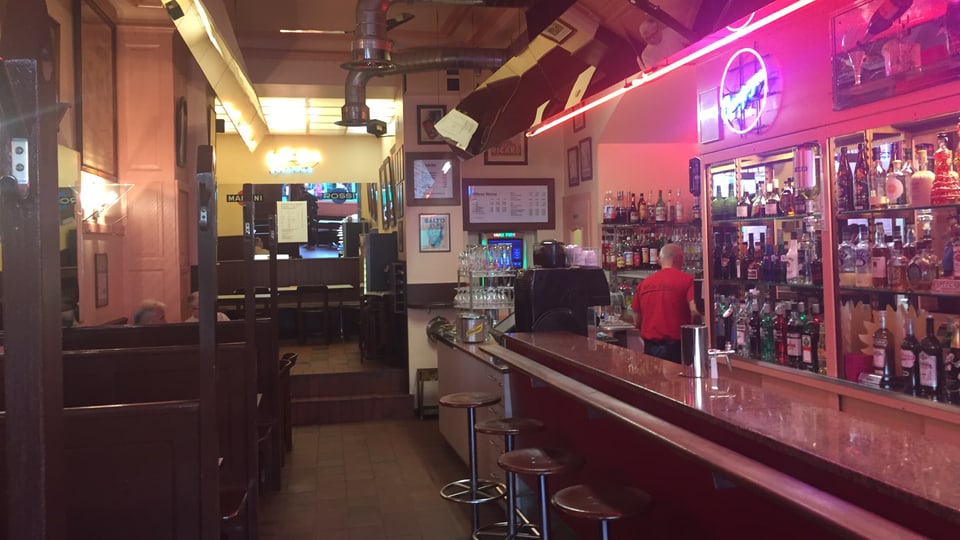 Rio Bar - Eine Basler Traditionsbeiz feiert Jubiläum - News - SRF