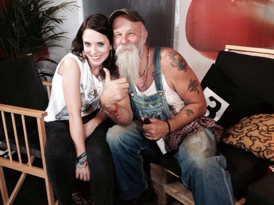 Festivalsommer - Blick zurück: Festivalfotos der SRF 3-ModeratorInnen ...