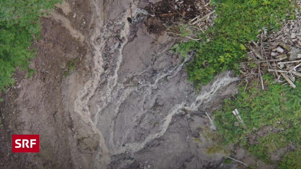 Im Rutschgebiet in Schwanden gilt ab sofort ein Flugverbot - Regionaljournal Graubünden - SRF