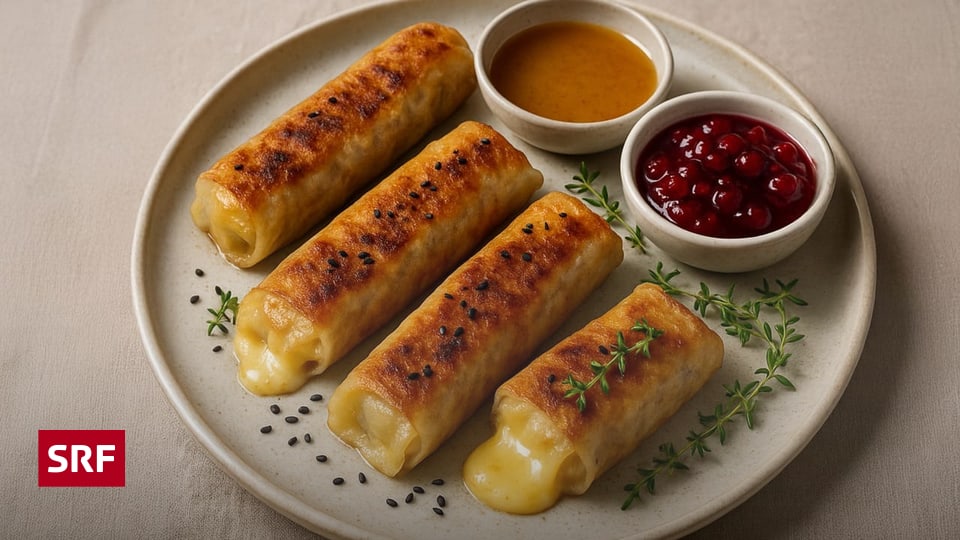 Gebratene Raclette-Rolls mit Kartoffeln, Sauerkraut & Apfel von Fabian ...
