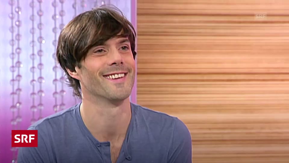 Schweiz - Adrian Stern: Hochzeitsfeier im Wohnzimmer - Glanz & Gloria - SRF