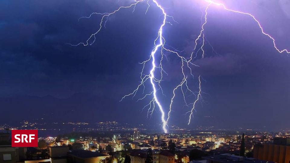 Starke Gewitter und viel Regen - Bei Blitz und Donner: So verhältst du ...