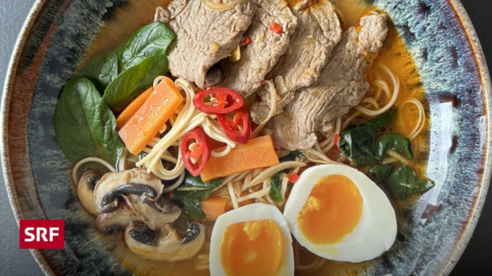 Rezept: Ramen-Suppe mit Rindfleisch, Ei und Gemüse - Radio SRF 1 - SRF