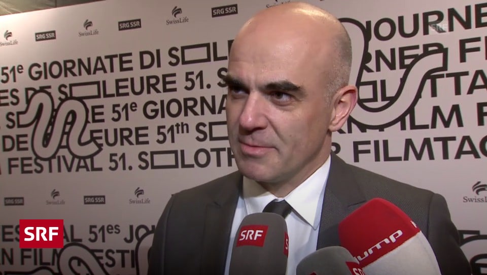 Schweiz - Berset eröffnet Filmtage: Keine «Heile Welt»-Filme à la Heidi ...