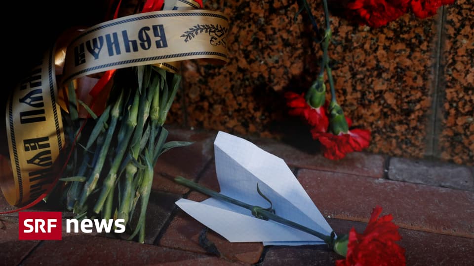 Absturz der Boeing 737 in Iran - Ukraine hält sich zu Raketen-Vorwürfen ... Absturz der Boeing 737 in Iran - Ukraine hält sich zu Raketen-Vorwürfen ...