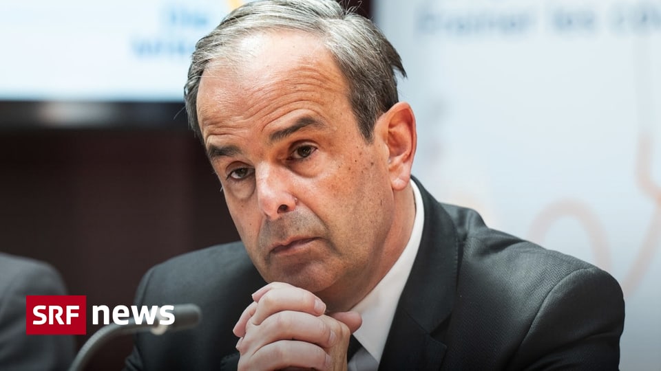 Überraschende Ankündigung - Gerhard Pfister tritt im Sommer als Mitte ...