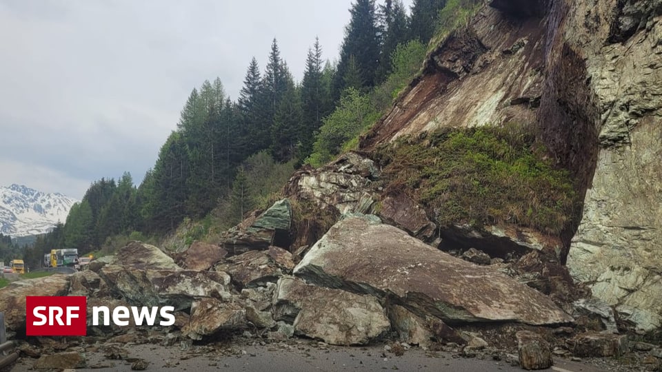 Julierpass nach Steinschlag wieder einspurig offen - News - SRF