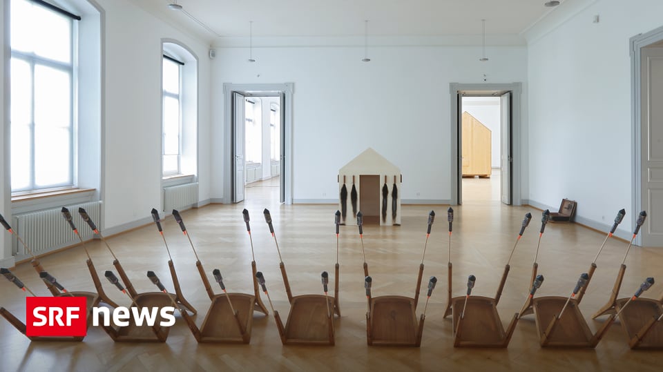 Ostschweiz - Roman Signers stille Explosionen im Kunstmuseum - News - SRF