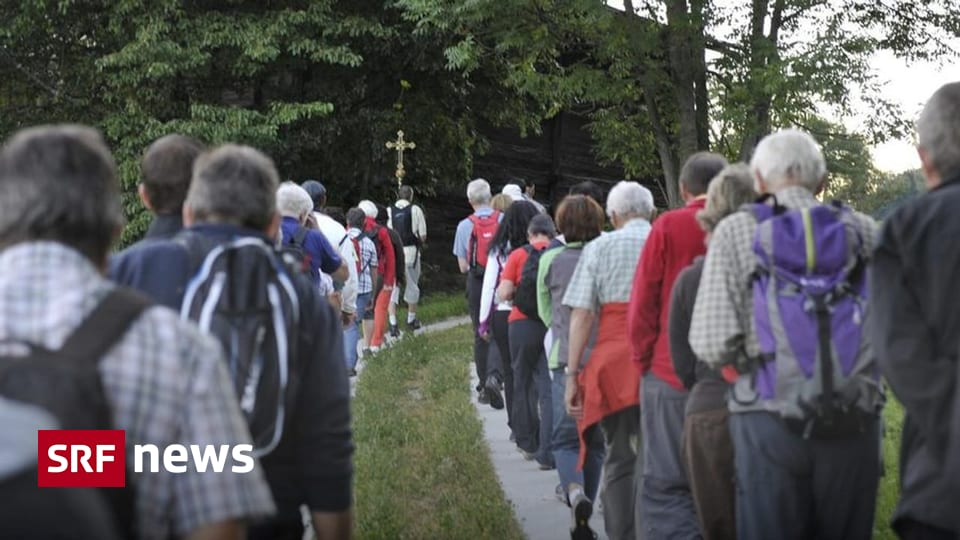 Teach me first chapter 4 she is still the same way I