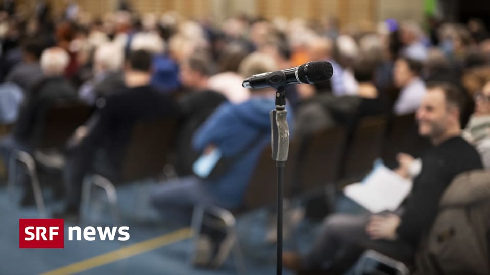 Parlament oder Gemeindeversammlung – die Schweiz ist gespalten - News - SRF