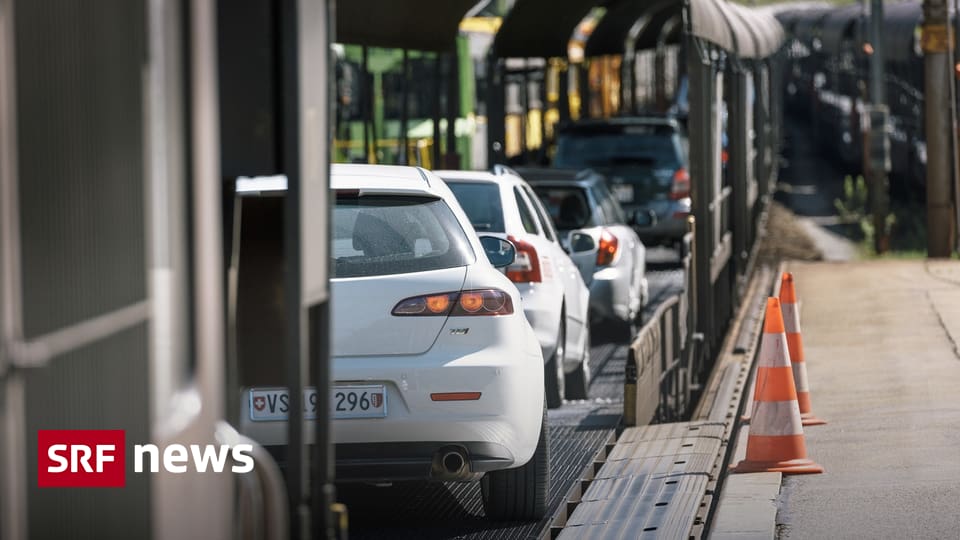 Autoverlad am Lötschberg - Die Wartezeiten sind unberechenbar geworden - News - SRF