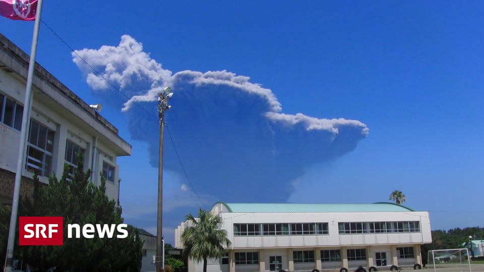 Panorama - Japanischer Vulkan explodiert - News - SRF