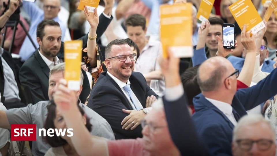 Philipp Matthias Bregy ist neuer Mitte-Präsident - News - SRF