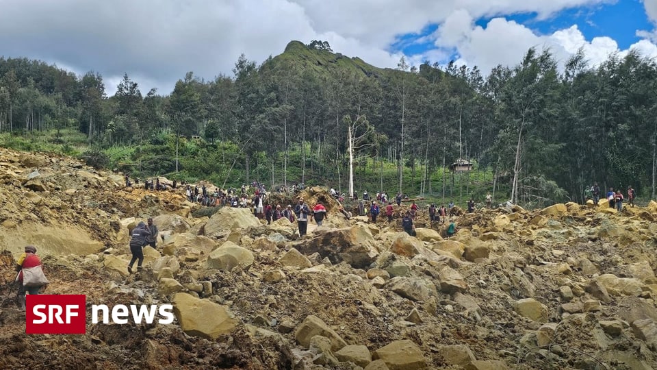 Abgelegenes Dorf verschüttet - IOM befürchtet 670 Tote nach Erdrutsch ...