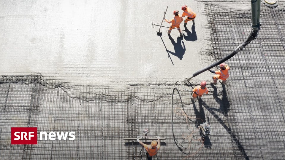 Bokep indo big she showed up in a lovely long gown, looked