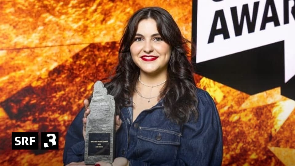 Swiss Comedy Awards - Julia Steiner wird SRF 3 Best Talent Comedy - Radio SRF 3 - SRF